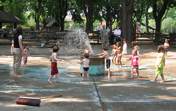 Dufferin Grove Park News | (Playground) News 2007 - Playground News ...